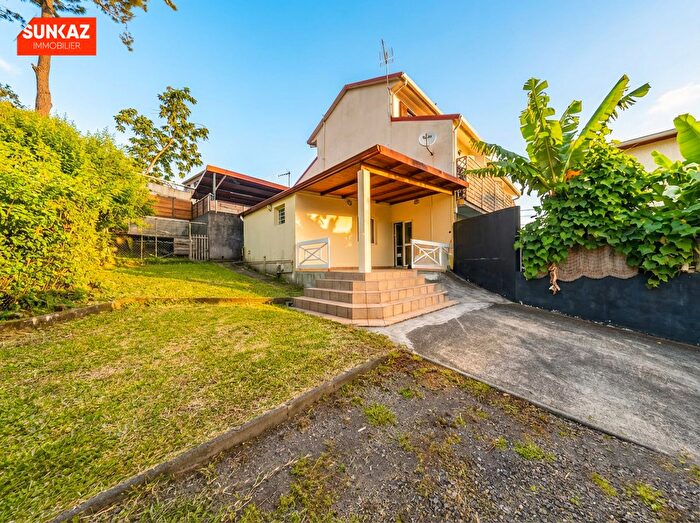 Maison 3 pièces à vendre à Le Tampon