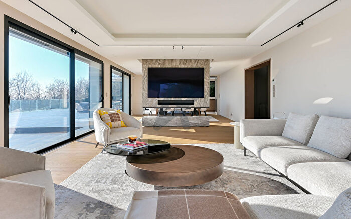 Maison à vendre - Saint-Cyr-au-Mont-dOr - 10 pièces - 5 chambres