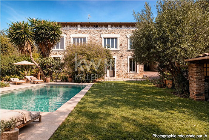 Maison 8 pièces à Saint-Raphaël, Plateau Notre-Dame, à vendre
