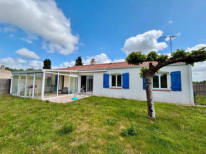 Maison 4 pièces à louer à Coëx