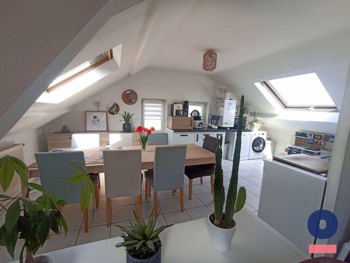 Sud, Douvrin : Appartement 3 pièces à louer
