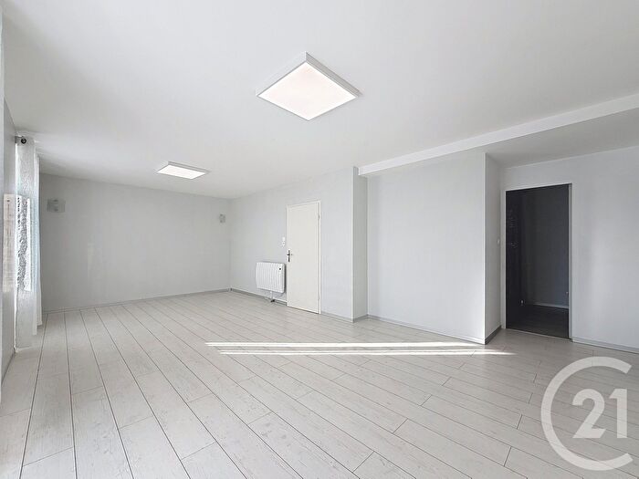 Appartement à louer - Exincourt - 4 pièces - 2 chambres