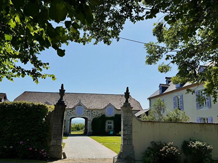 Maison à vendre - Morlaàs - 6 pièces - 4 chambres