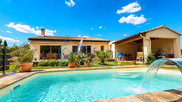 Maison 5 pièces à vendre à Le Pin