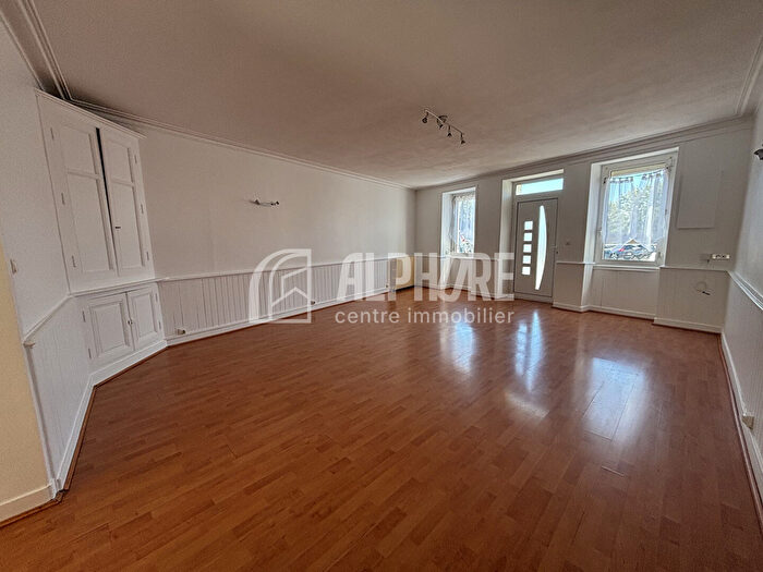 Maison 5 pièces à Saint-Étienne-de-Montluc, à louer