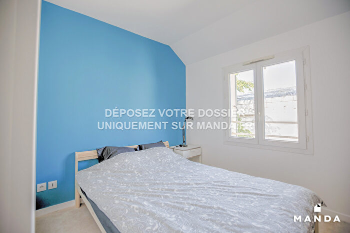 Appartement à louer - Saint-Denis, Franc-Moisin, Bel-Air - 4 pièces - 3 chambres
