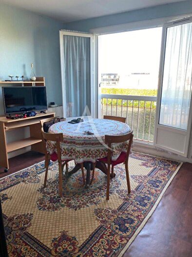 Sully-sur-Loire : Appartement 1 pièce à louer
