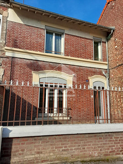 Maison à vendre - Chauny, Centre-ville, Chaussée, Brouage, Beauséjour - 3 pièces - 1 chambre