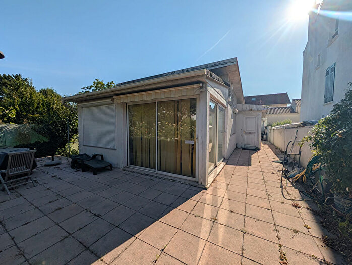 Vitry-sur-Seine, Le Fort - Maison 6 pièces à vendre