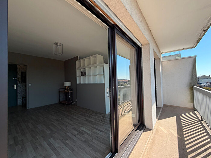 Appartement à louer - Châteauroux, Bitray, La Belle Etoile, Le Buxerioux, Le Fontchoir - 1 pièce