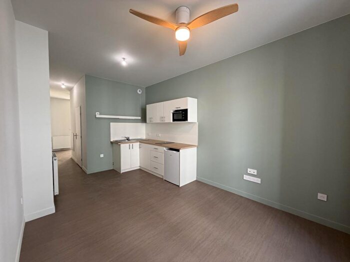 Appartement 1 pièce à Grenoble, Berriat, à louer