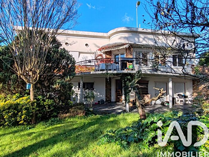 Maison à vendre - Challans, Centre-ville - 7 pièces - 5 chambres