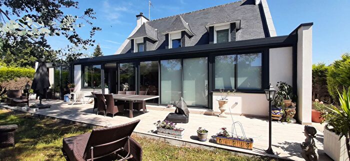 Maison à vendre - Trégunc - 10 pièces - 5 chambres