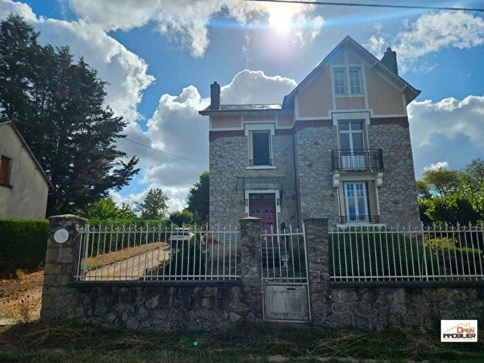 Maison 8 pièces à Linards, à vendre