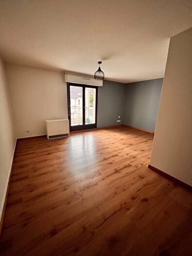 Appartement à louer - Strasbourg, Cronenbourg - 3 pièces - 2 chambres