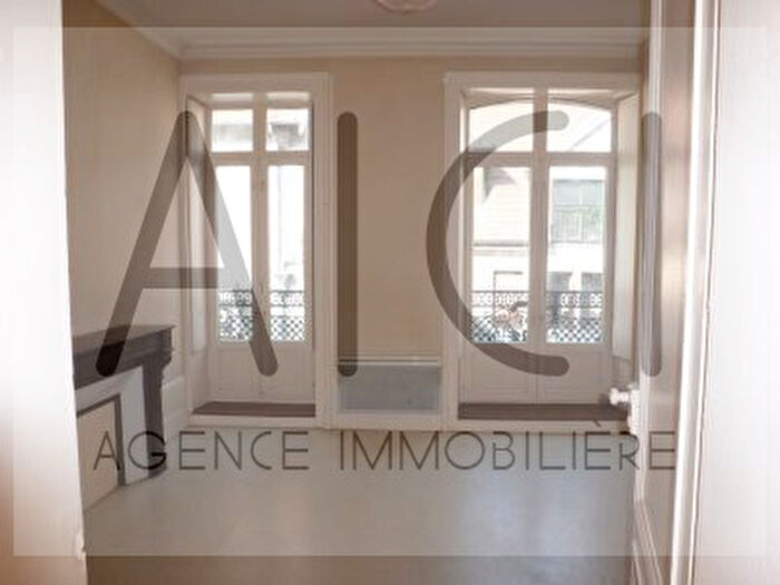 Appartement 3 pièces à louer - Besançon, Battant