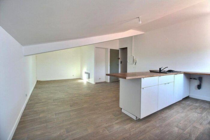 Appartement 2 pièces à Centre Ville, Lavaur, à louer