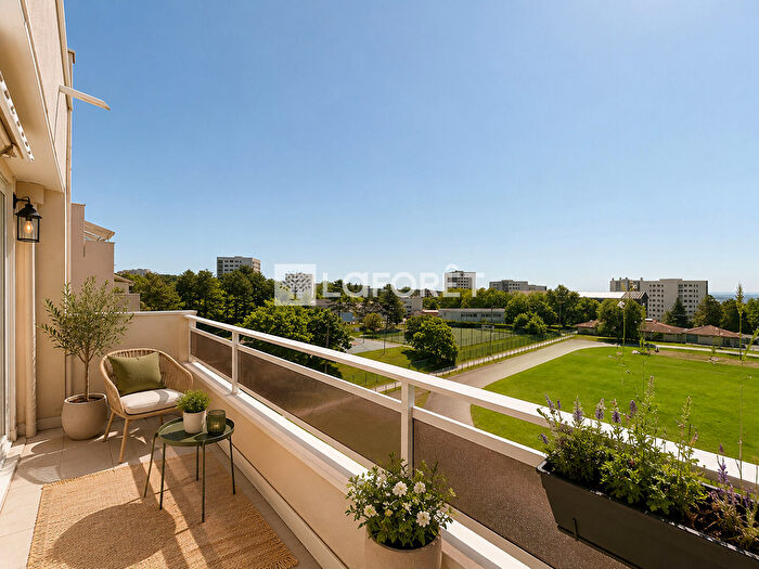 Rillieux-la-Pape, Ville nouvelle Est - Appartement 7 pièces à vendre