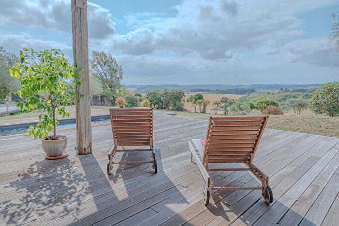 Maison 8 pièces à Peyrusse-Grande, à vendre