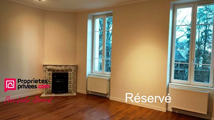 Appartement à louer - Roanne, Gare - 4 pièces - 3 chambres