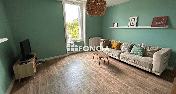 Mulsant, Roanne : Appartement 2 pièces à louer