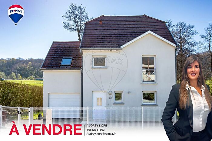 Maison à vendre - Steinsoultz - 6 pièces - 4 chambres