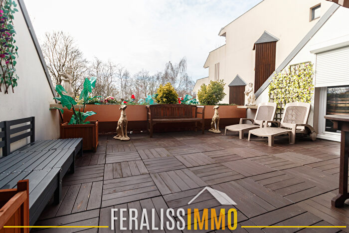 Appartement à vendre - Éragny, Challe - 5 pièces - 4 chambres