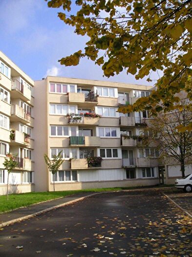 Appartement à louer - Centre Ville, Les Mureaux - 2 pièces - 1 chambre