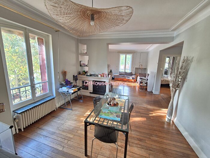 Limay, Centre-ville : Appartement 6 pièces à vendre