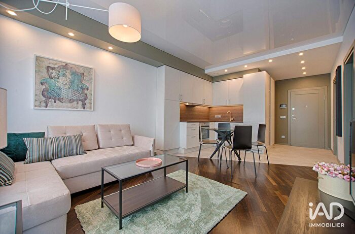 Appartement à vendre - Vallauris, Les Paluds - 2 pièces - 1 chambre