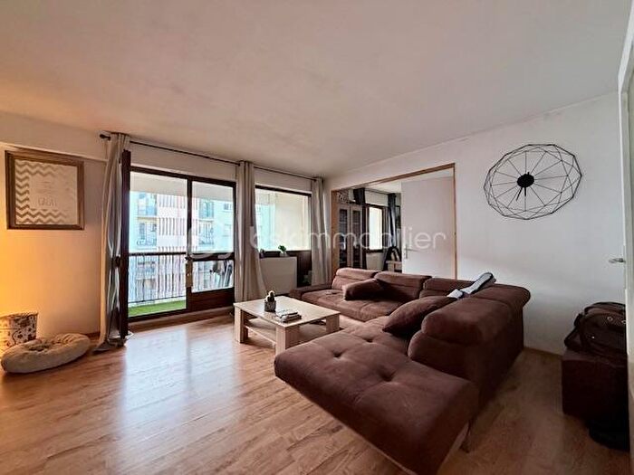 Appartement à vendre - Mulhouse, Drouot, Barbanegre - 4 pièces - 2 chambres