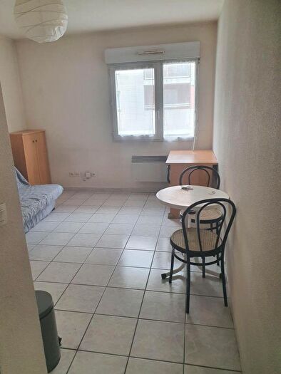 Appartement 1 pièce à Saint-Martin-d'Hères, Croizat, à louer