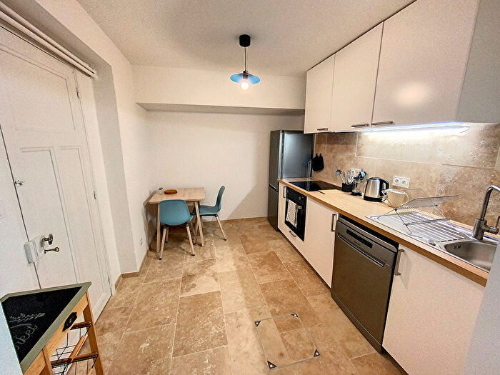 Appartement 2 pièces à louer à Avignon, Préfecture
