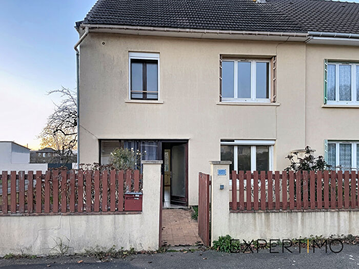 Maison 4 pièces à La Loupe, à vendre