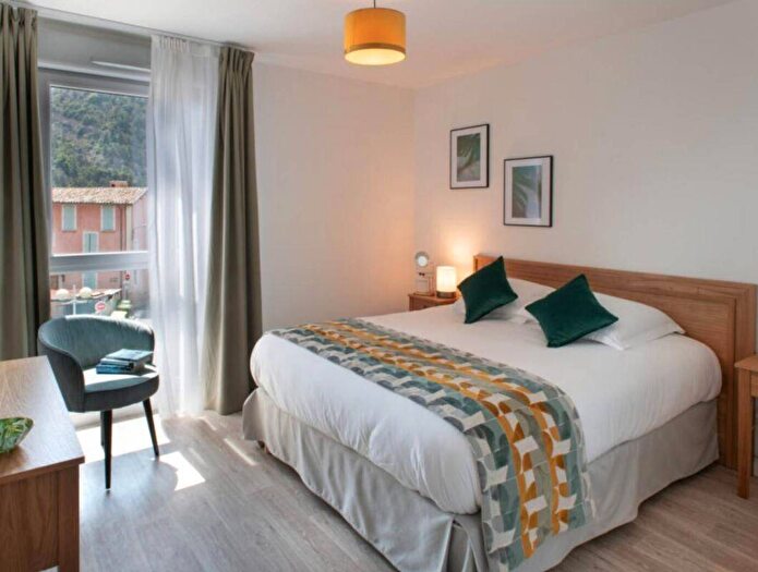 Appartement à louer - Les Arches, Digne-les-Bains - 2 pièces