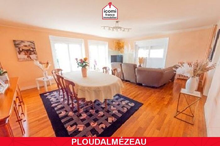 Appartement 5 pièces à Ploudalmézeau, à vendre