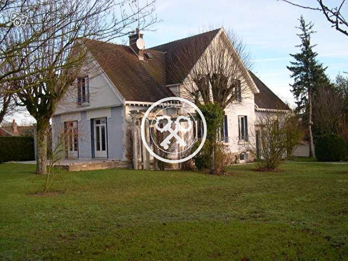 Maison 7 pièces à Montsuzain, à louer