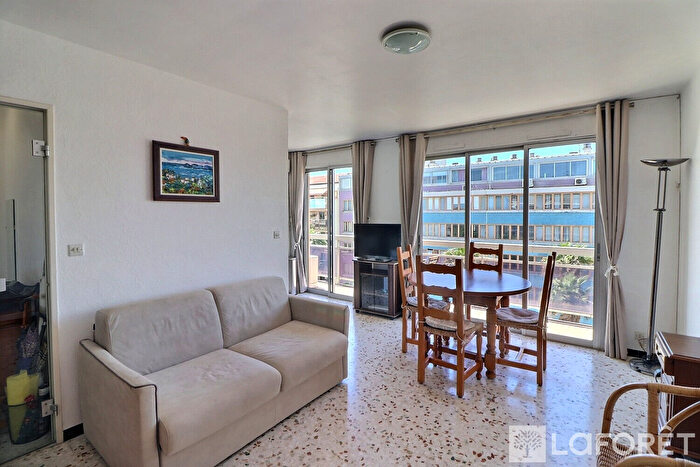 Hyères, Centre-ville : Appartement 2 pièces à vendre