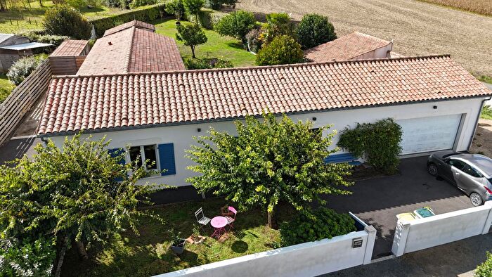 Maison à vendre - Le Gué-dAlleré - 5 pièces - 3 chambres