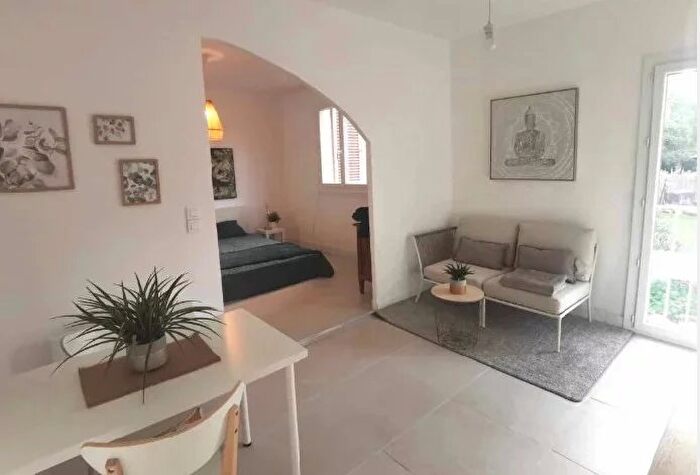 Vence : Appartement 1 pièce à louer