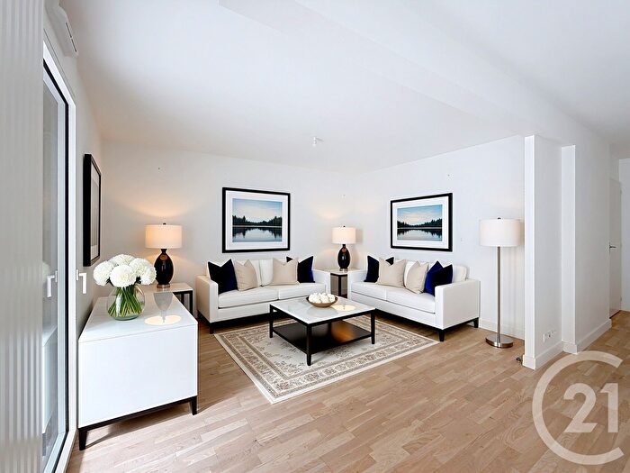 Appartement à vendre - Quartiers Centre, Saint-Anne - 4 pièces - 2 chambres