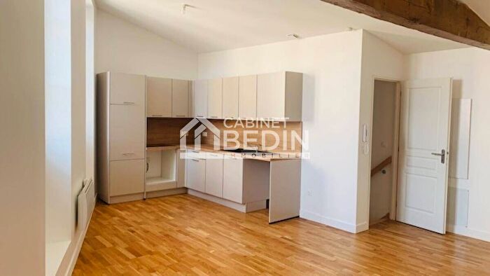 Appartement à louer - Libourne - 2 pièces - 1 chambre