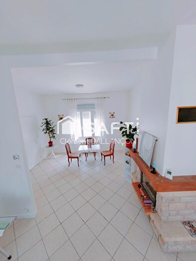 Maison à vendre - Saint-Quentin, Centre-ville - 7 pièces - 4 chambres