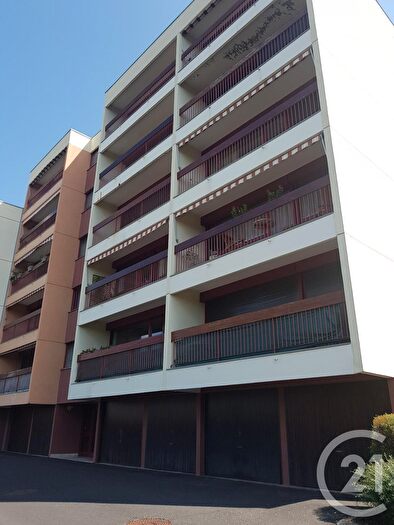 Appartement à louer - Aurillac, Centre-ville - 2 pièces - 1 chambre