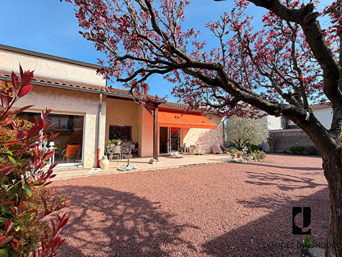 Maison à vendre - Riorges - 5 pièces - 3 chambres