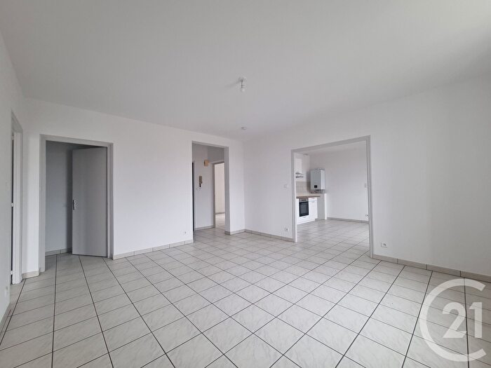 Appartement à louer - Mamirolle - 3 pièces - 2 chambres