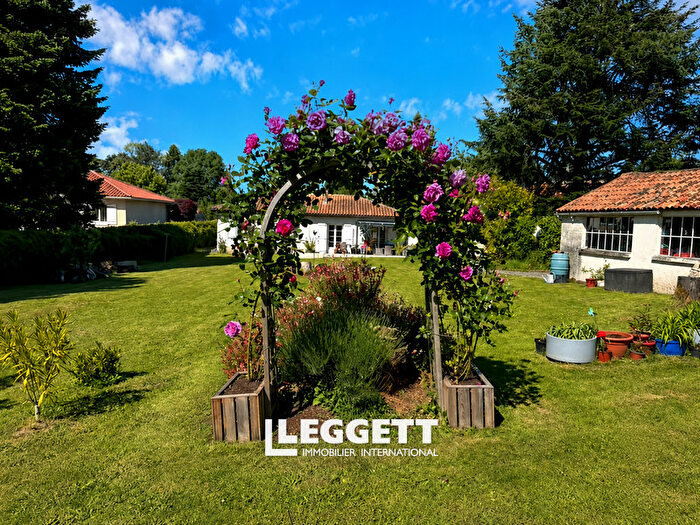 Montembuf, Montemboeuf : Maison 5 pièces à vendre