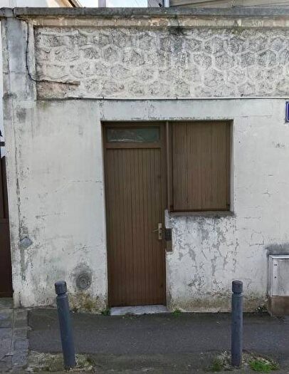 Appartement à louer - Jalancloud, Les Lilas - 1 pièce