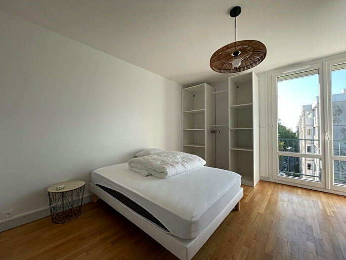 Appartement à louer - Quartiers Nord-Ouest, Villejean - 1 chambre