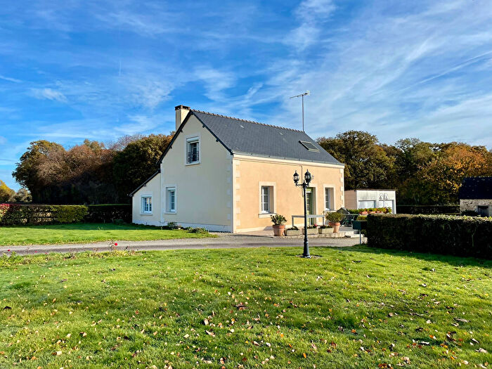 Maison à vendre - Azé - 6 pièces - 3 chambres